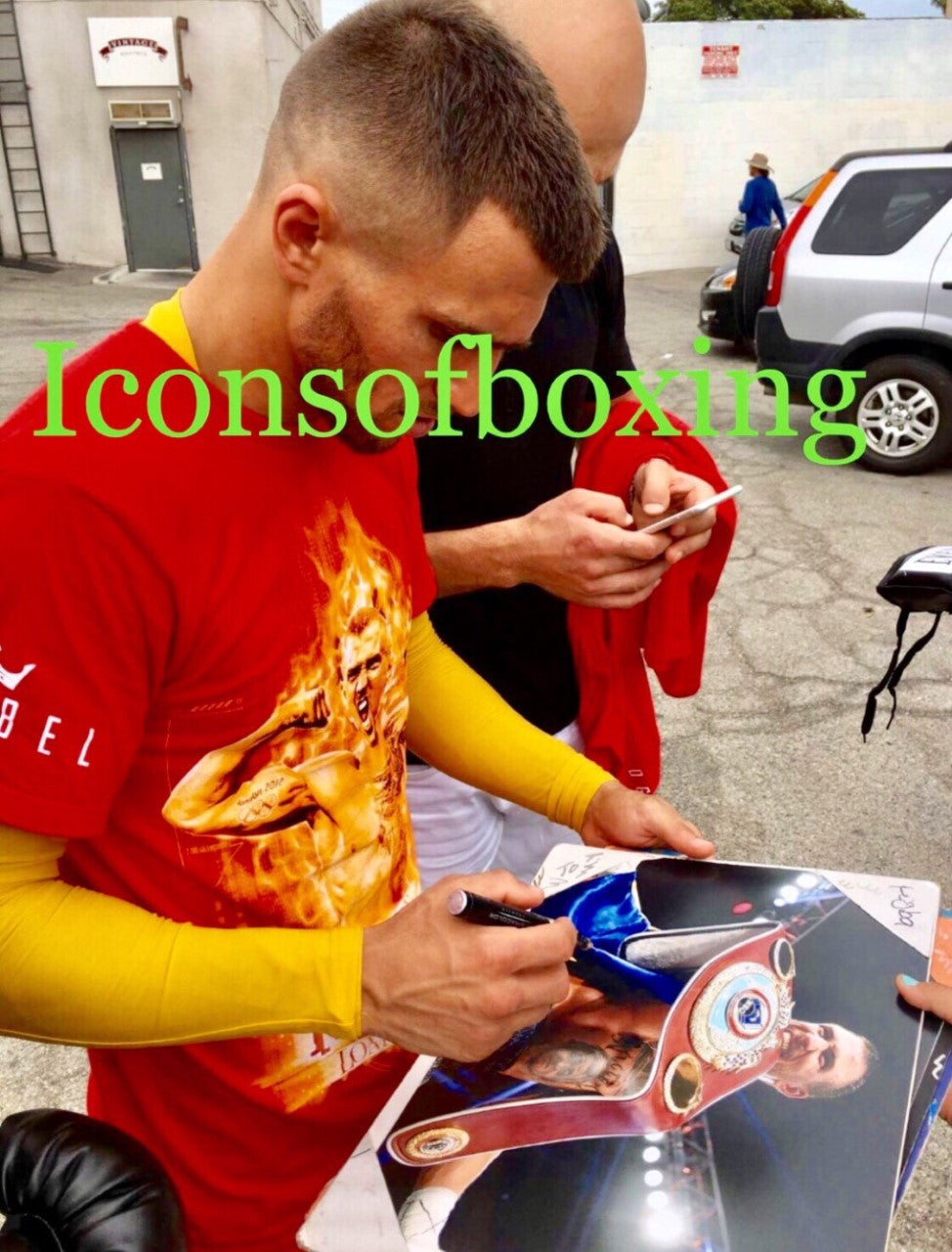 Boxer Vasyl Lomachenko Autographed 11x14 photo in Gold Signature, Phot ...